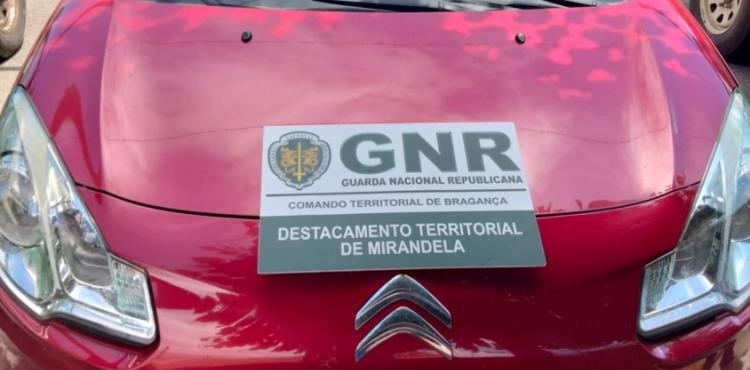 GNR recupera viatura furtada de residência em Vila Flor | Rádio Brigantia GNR recupera viatura furtada de residência em Vila Flor | Rádio Brigantia