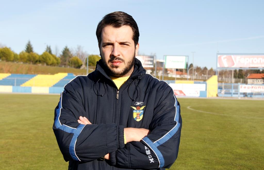 Futebol: André David quer mais solidez na defesa e mais acerto no ...