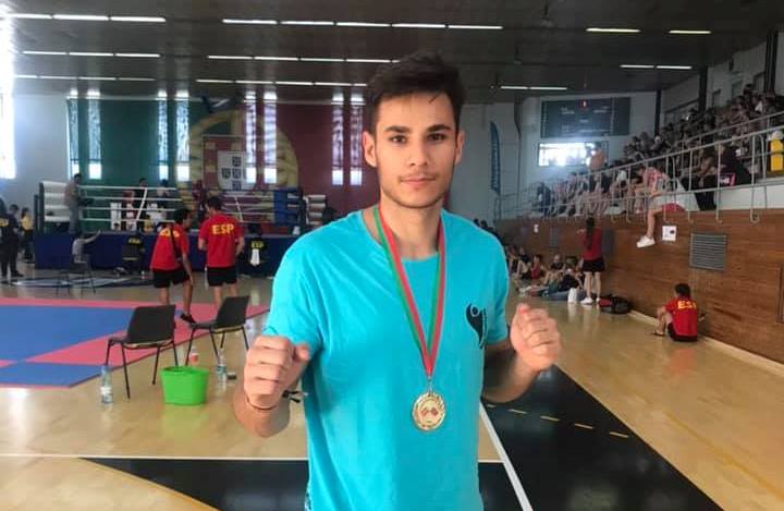 Kickboxing: Fabrice Fernandes no Campeonato do Mundo em Itália | Rádio ...