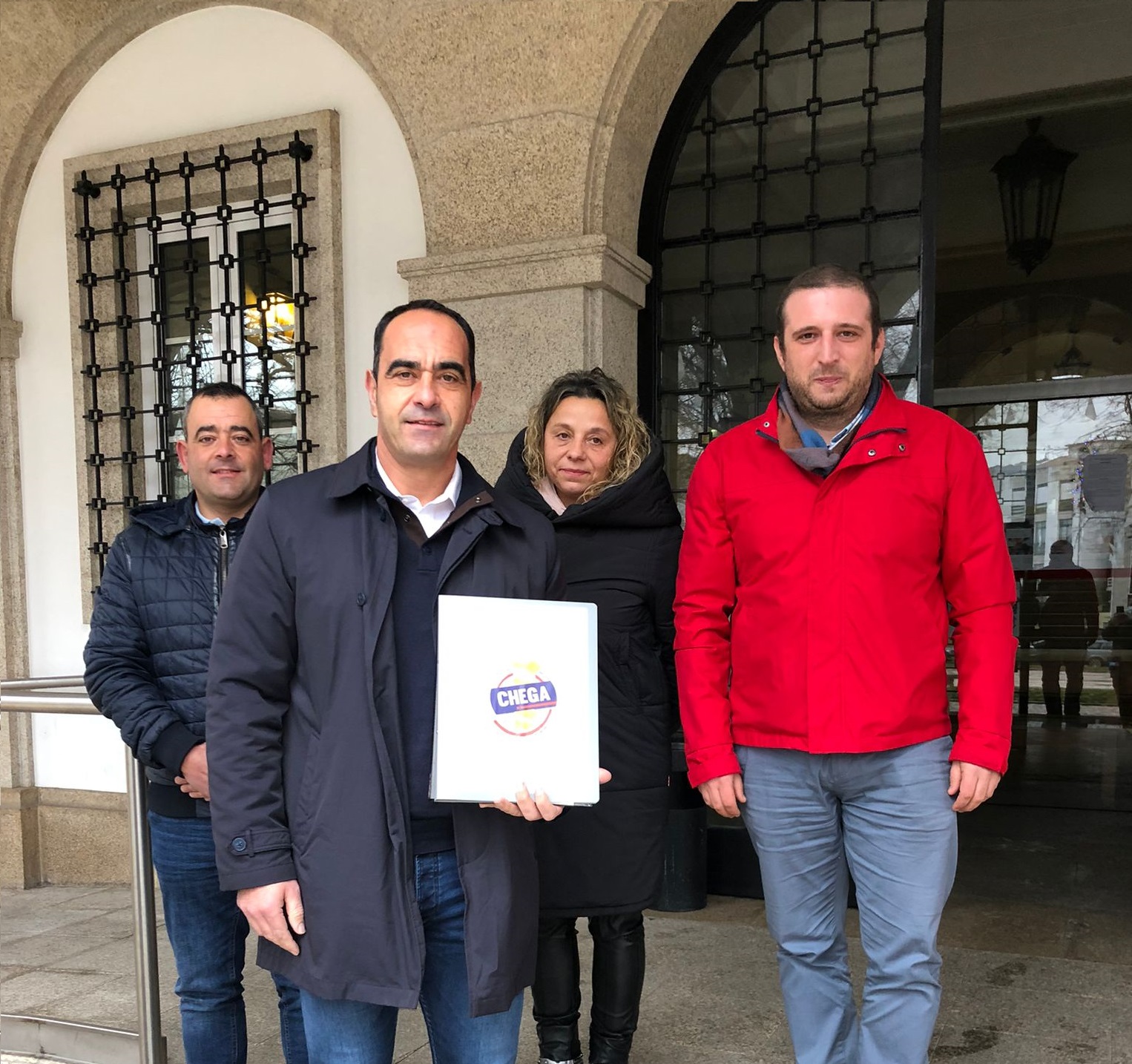 José Pires encabeça lista do Chega candidata às legislativas por ...